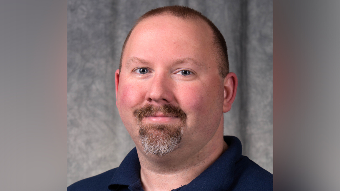 Aaron Stewart named the UIS Employee of the Month for August 2023 | University of Illinois ...